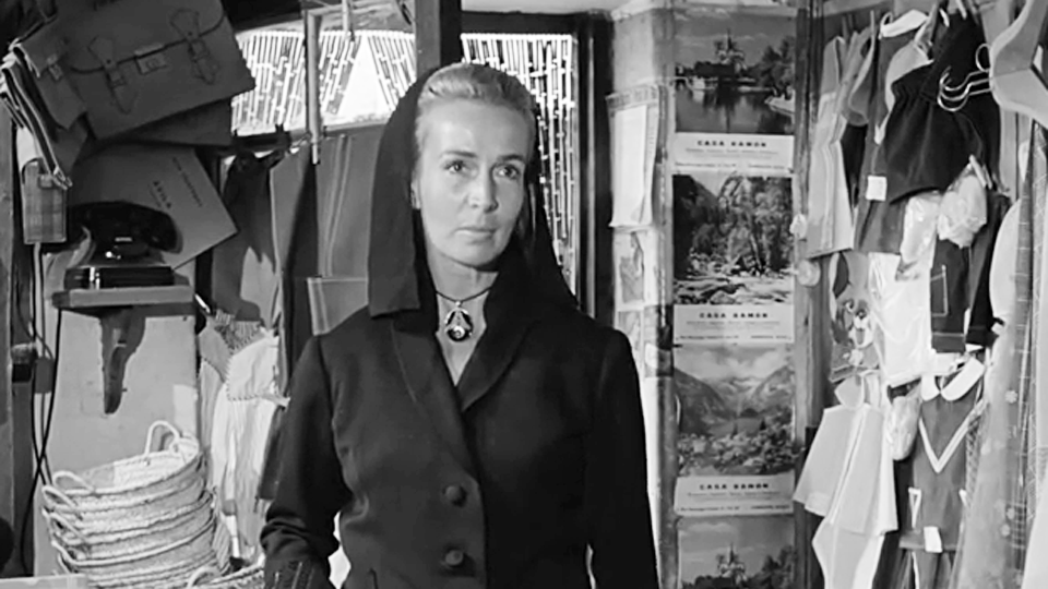 Extrait du film Le Chemin - Le Chemin EXTRAIT VO "Le téléphone" - AlloCiné